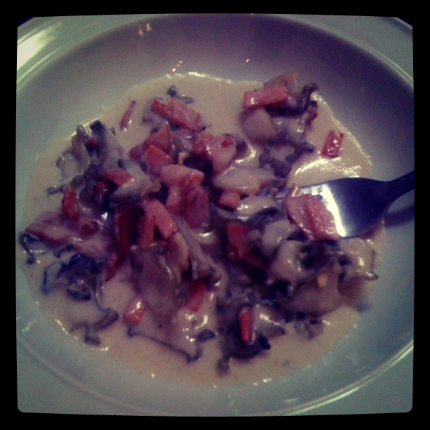 niks kitchen rules: Paua in a bacon and coconut cream sauce